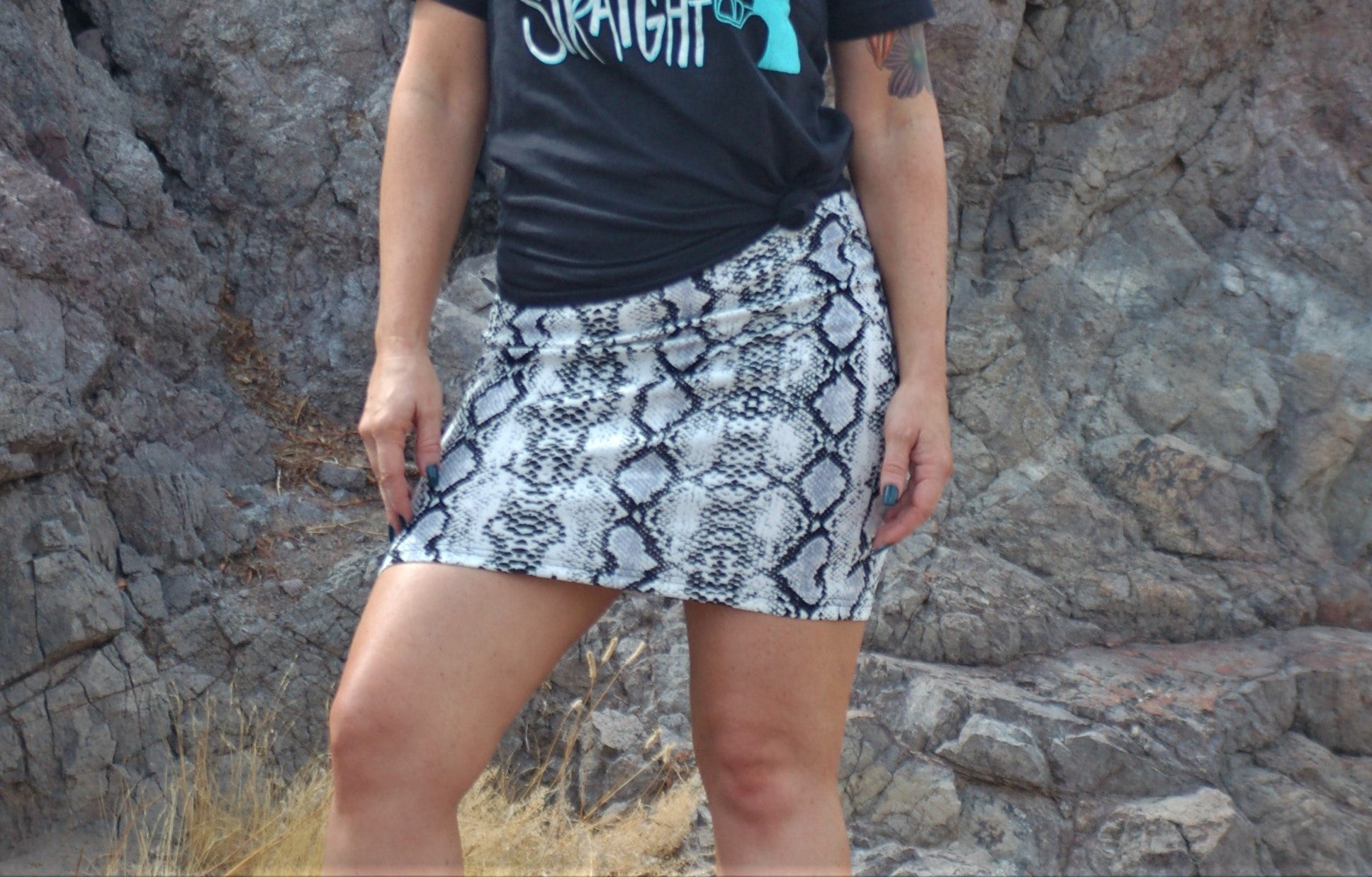 Ole Snake Tracks – The Feisty Bull Boutique